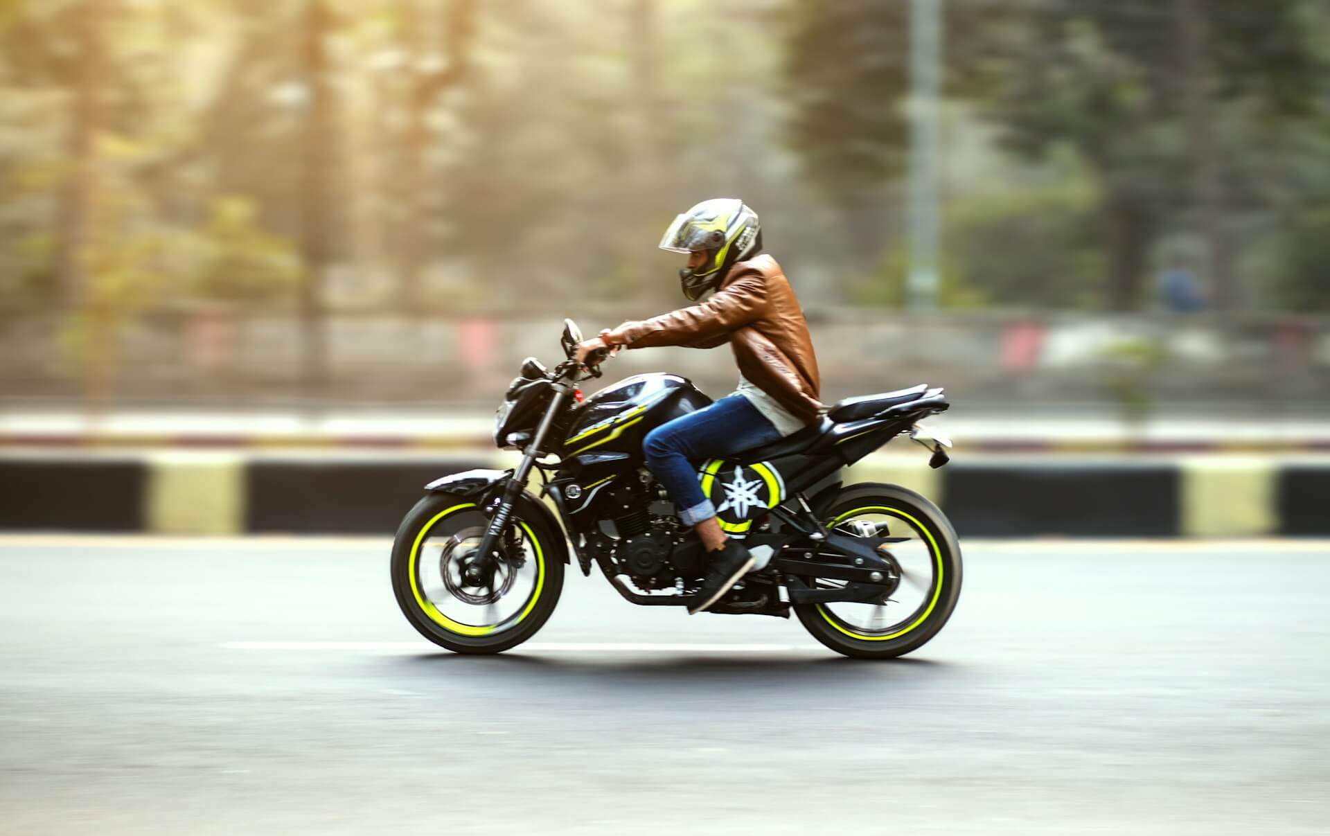 Cara Cek Angsuran Motor Adira - Larusso's Blog